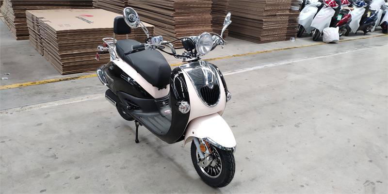 TrailMaster Sorrento 150cc Street Scooter, Ships Fully Assembled ...